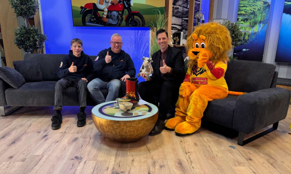 René Köhler und Alexander Hluchy von Slotracerz und Simracerz im ADAC ...